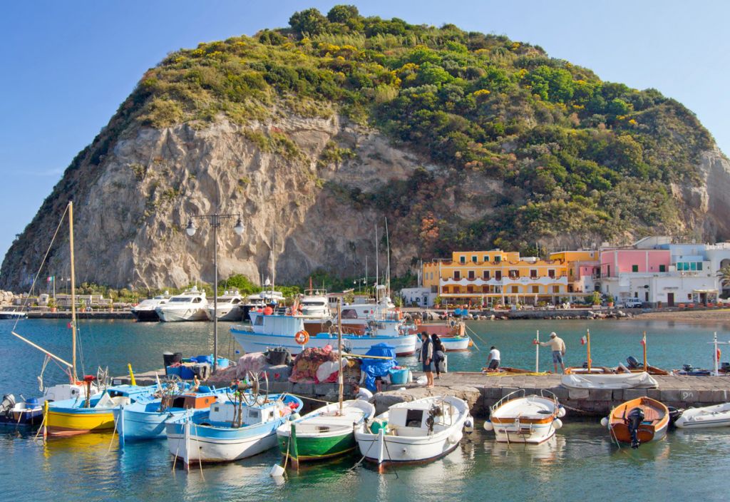 Sant’Angelo d'Ischia, scopri il borgo tranquillo di Ischia